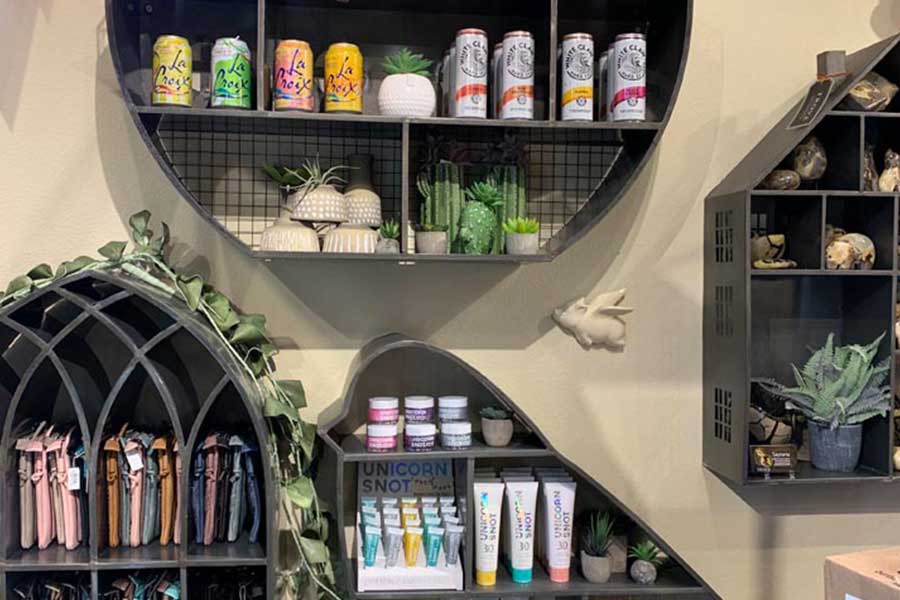 Best Gift & Souvenir Shop in Alaska | Shop Trove